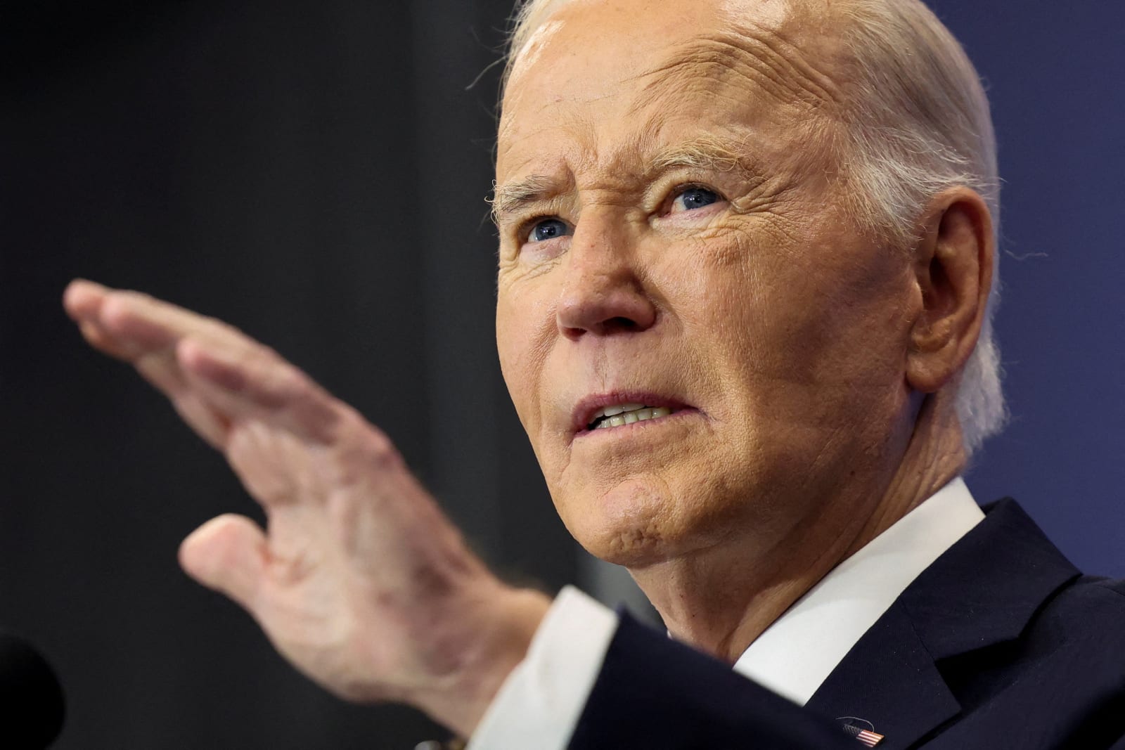 Biden commutes sentence of Leonard Peltier — convicted of killing FBI ...