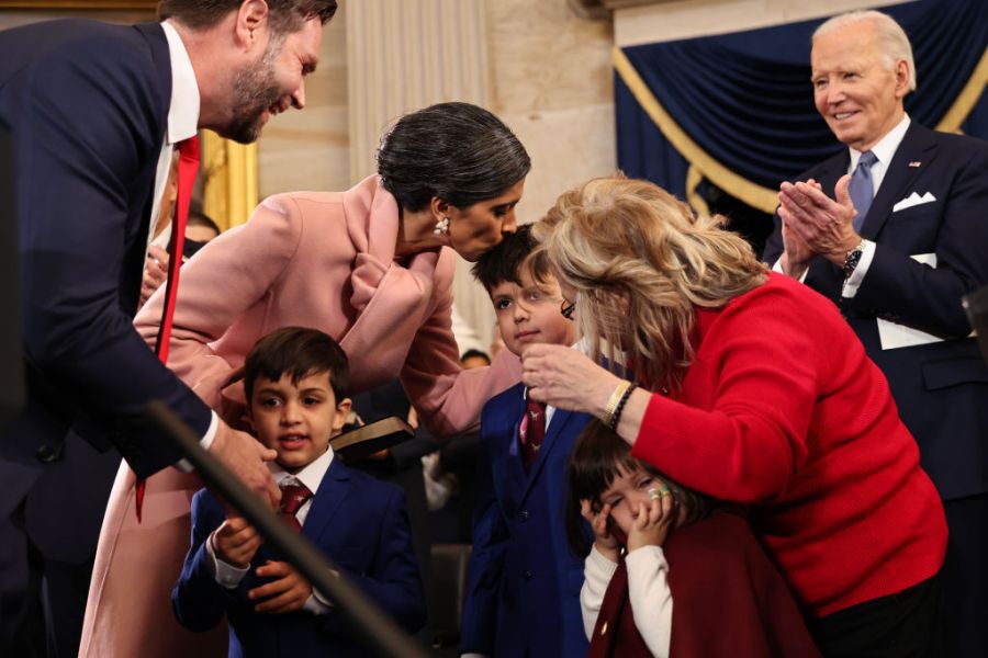 Who was sitting behind JD Vance on Inauguration Day?
