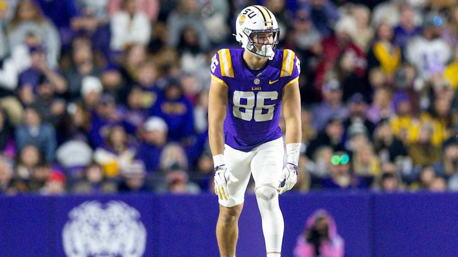 LSU Football Offers Fast-Rising Tight End, Visits Brian Kelly and the ...