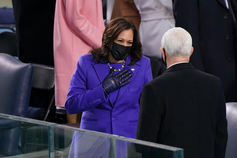 Kamala Harris Wears Head-to-Toe Black for President Donald Trump's ...