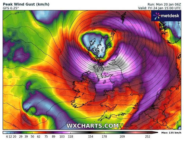 UK storm warning as 80mph gales to hit sparking major disruption in ...