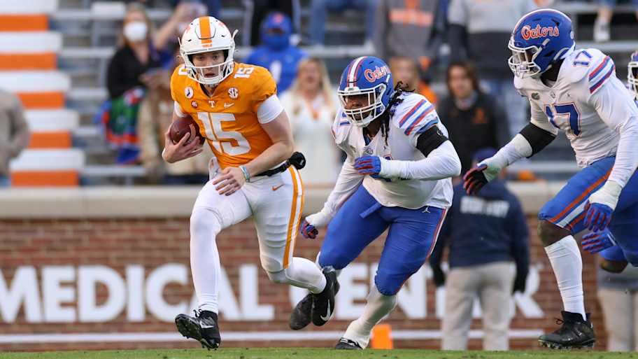 Florida Earns Commit from Transfer QB Harrison Bailey