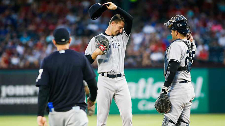 Ex-Yankees Reliever Signs Minor League Deal With Braves