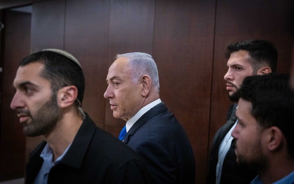 Netanyahu said breaking law that bars criminal defendants from serving ...