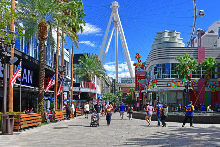 25 Amazingly Fun Things to do in Las Vegas with Teens (2025)