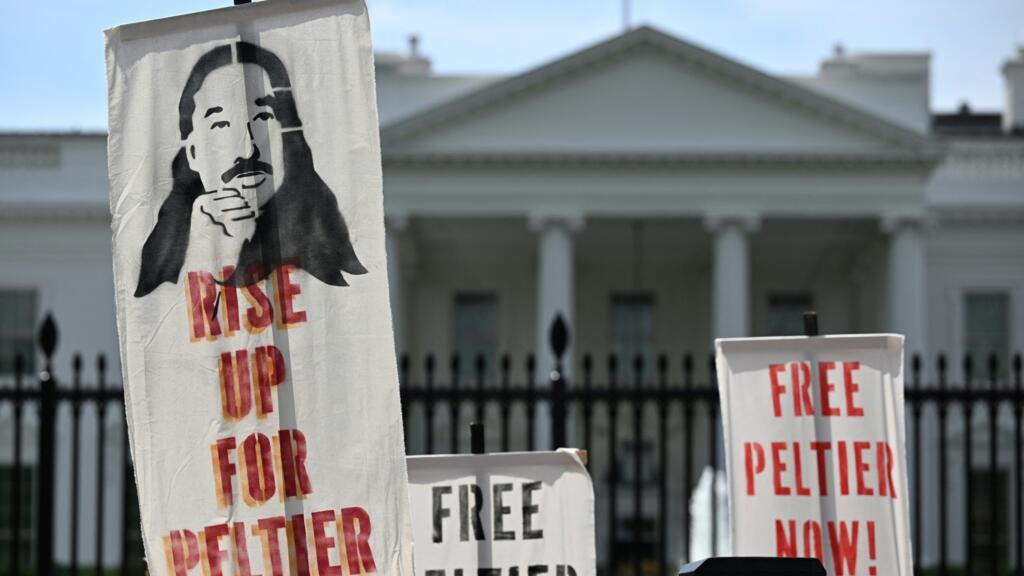 Leonard Peltier, militant natif-américain, voit sa peine commuée après ...