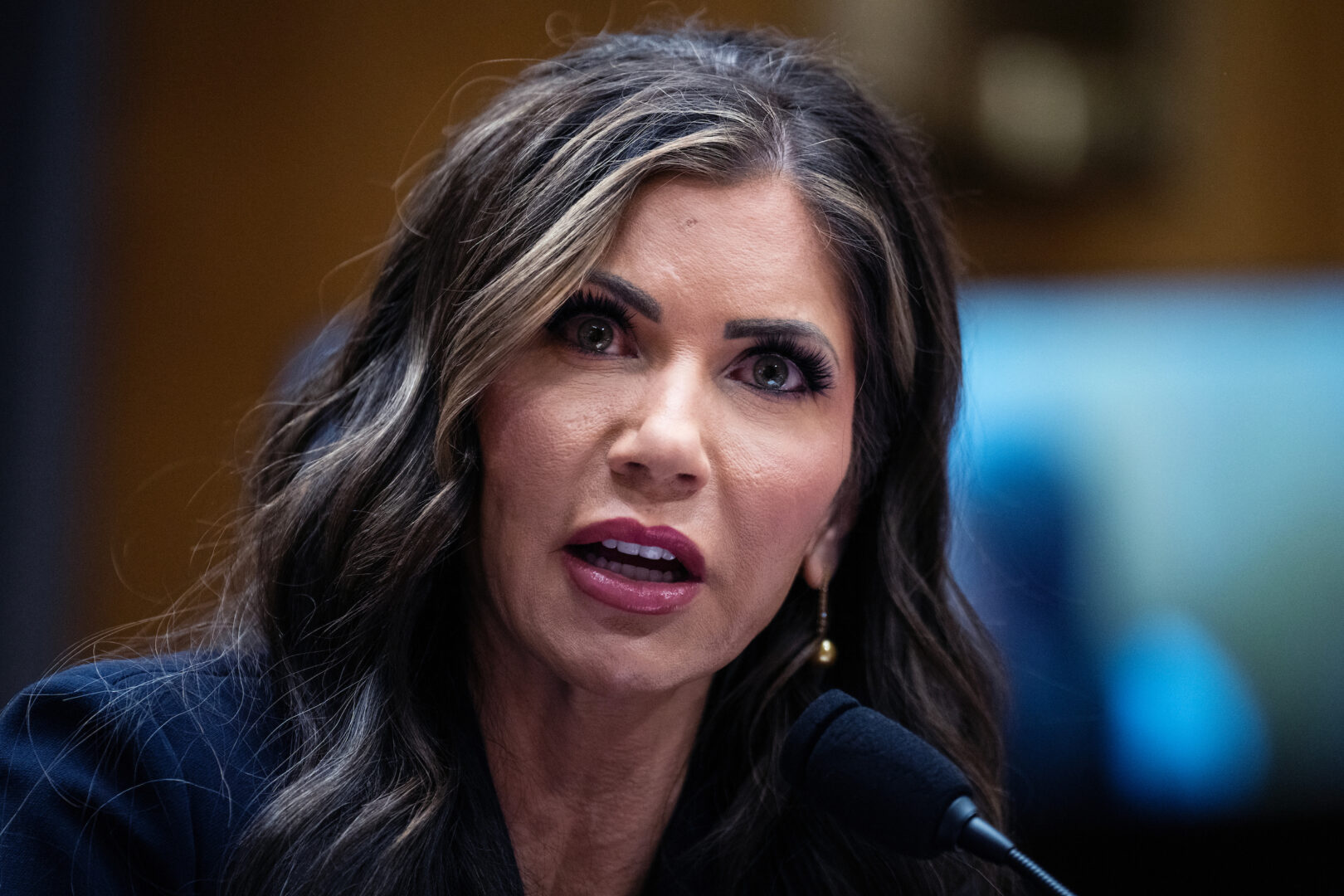 Senate panel advances Trump pick to lead Homeland Security