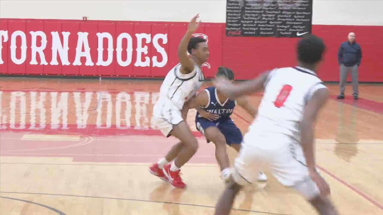 Bay High rolls past Walton at home