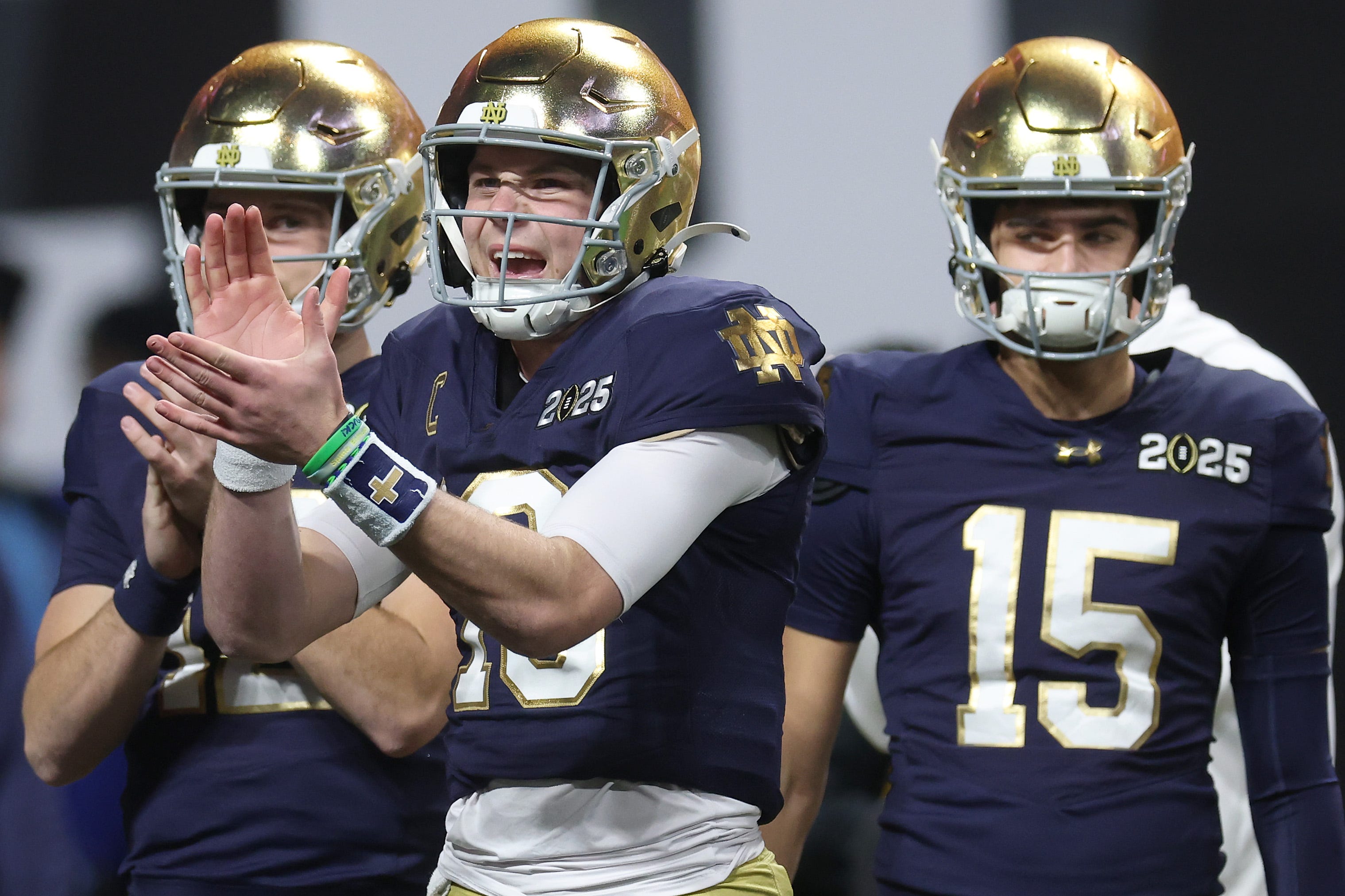 Riley Leonard injury update: Notre Dame QB 'vomited' after opening ...