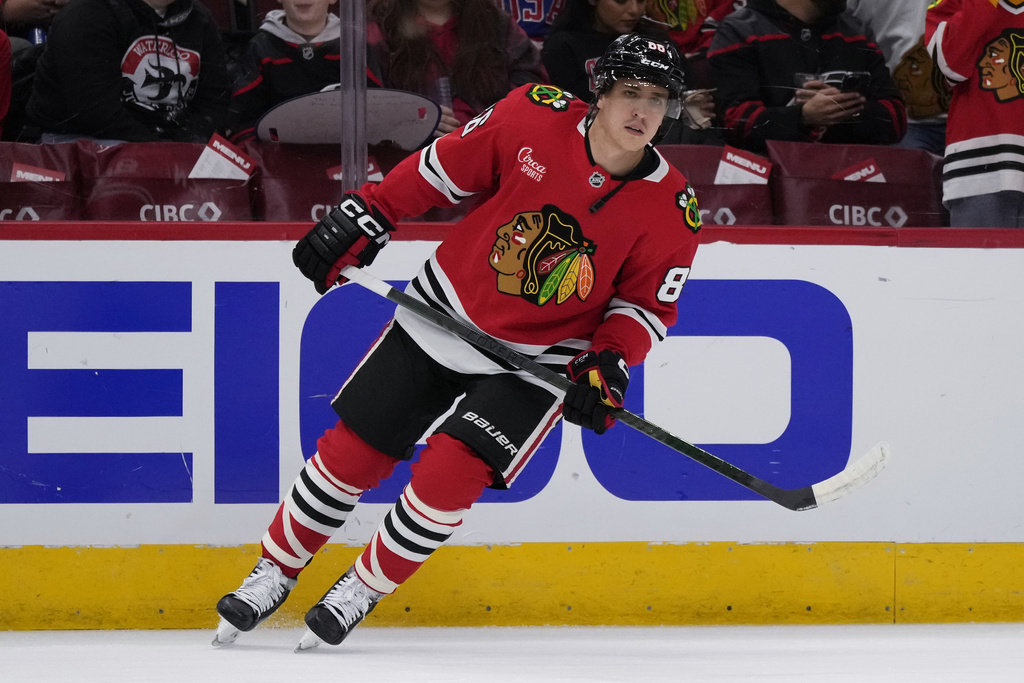 Teuvo Teravainen steps up his play while the Chicago Blackhawks ...