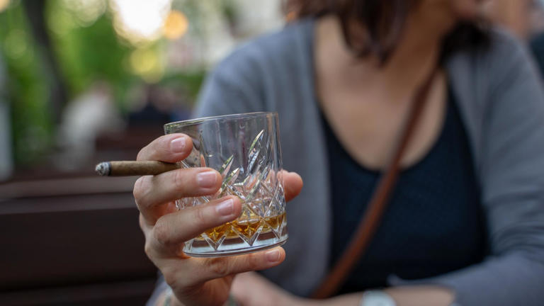 Asomarse al precipicio del alcohol