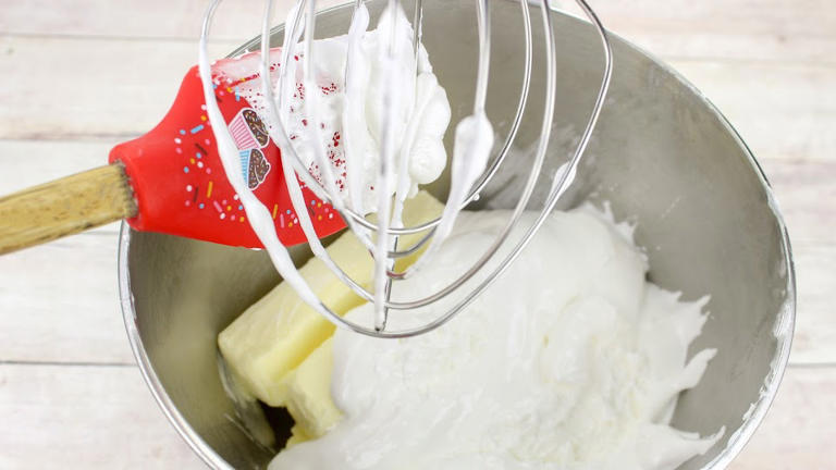 Now, This Is A Scrumptious Homemade Buttercream Recipe - Marshmallow ...