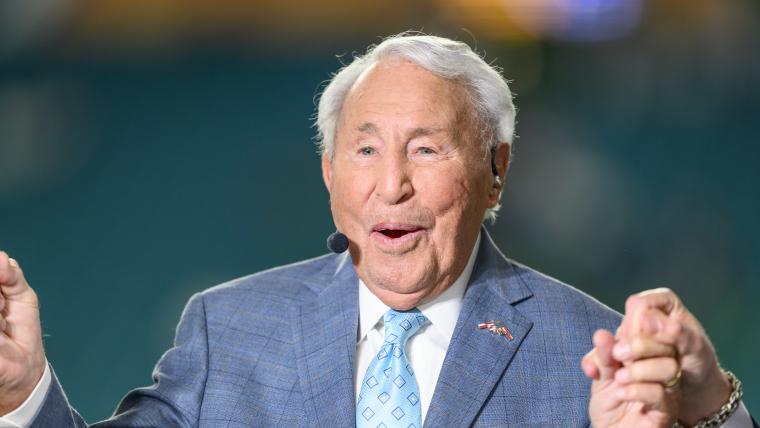 Who did Lee Corso pick in CFP championship? 'College GameDay' analyst ...