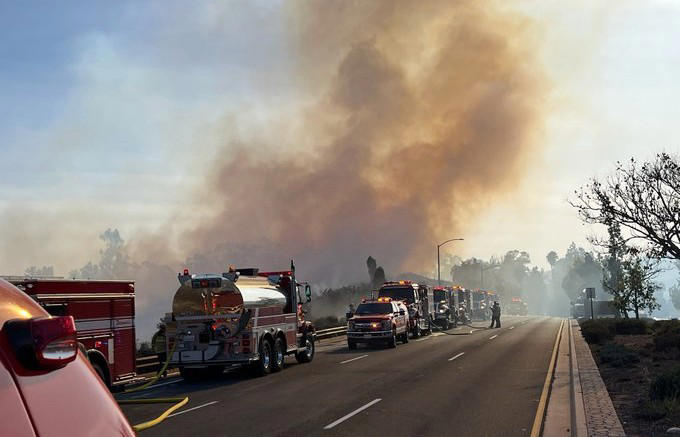 Crews Halt Spread of Brush Fire in Poway That Prompted Evacuation Warnings