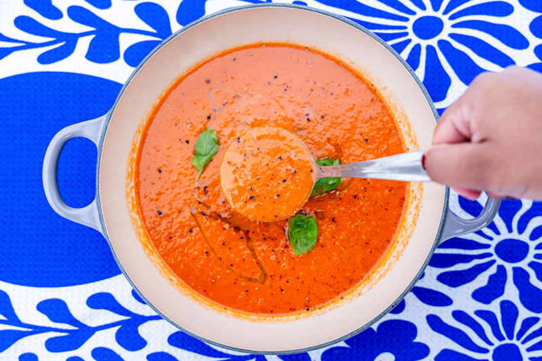 I Made Kate Hudson's 4-Ingredient "Yummiest" Tomato Soup