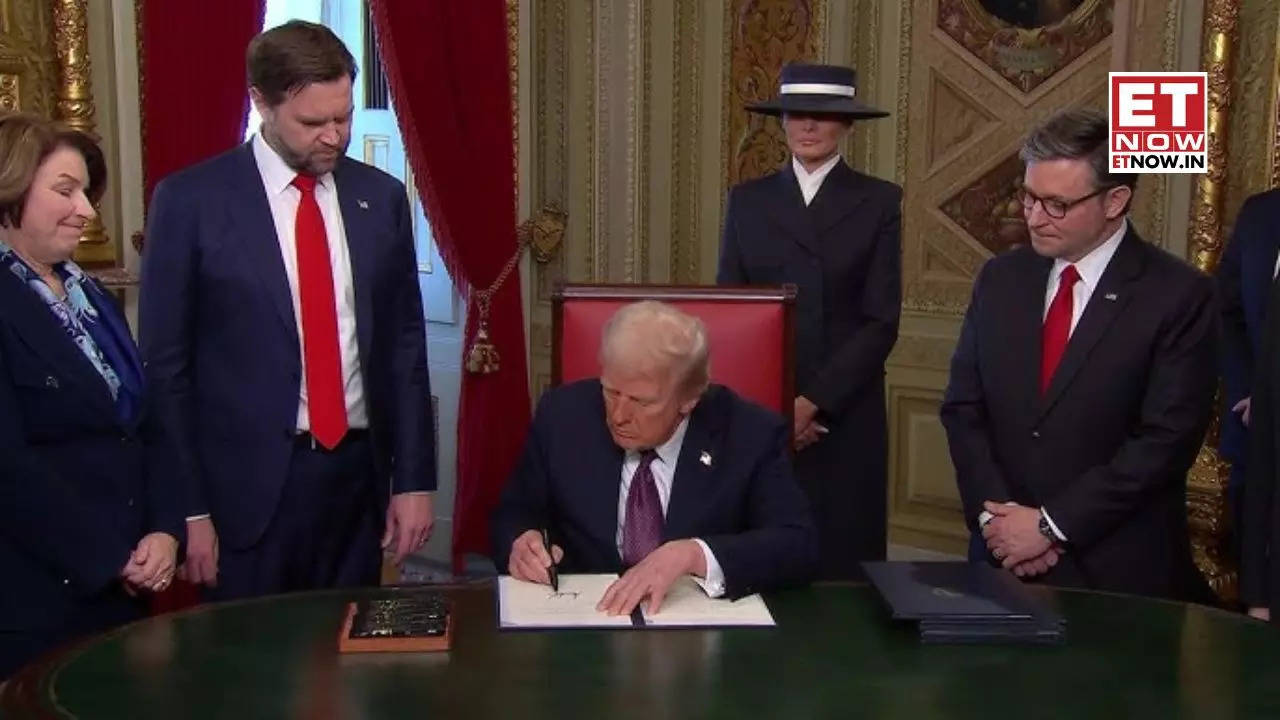 Donald Trump Executive Orders 2025 - FULL List