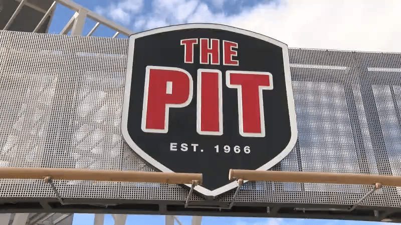 Fans celebrate Lobo win over Fresno State at The Pit