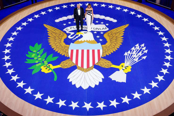 Village People, Jon Voigt, Nelly... Les images des bals de l'investiture de Donald Trump