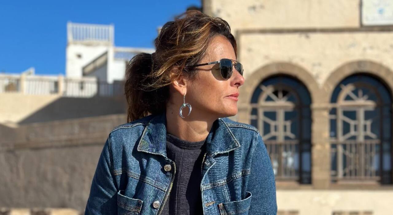 [VIDEO] Faustine Bollaert ouvre les portes de sa maison en Bretagne ...