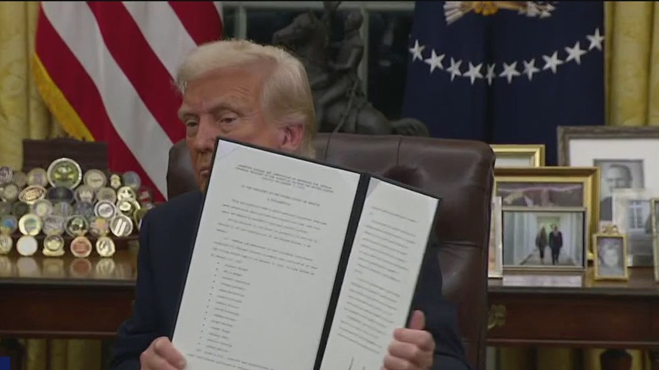 Republicans celebrate inauguration at watch party in San Francisco