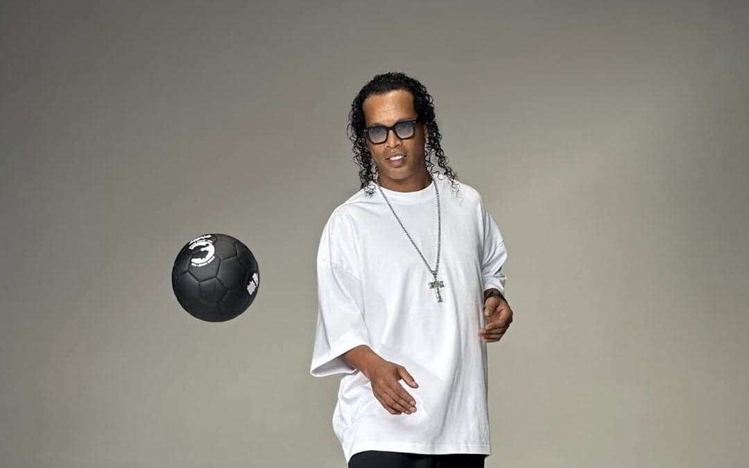 Ronaldinho Gaúcho vai liderar bloco de carnaval em 2025; confira