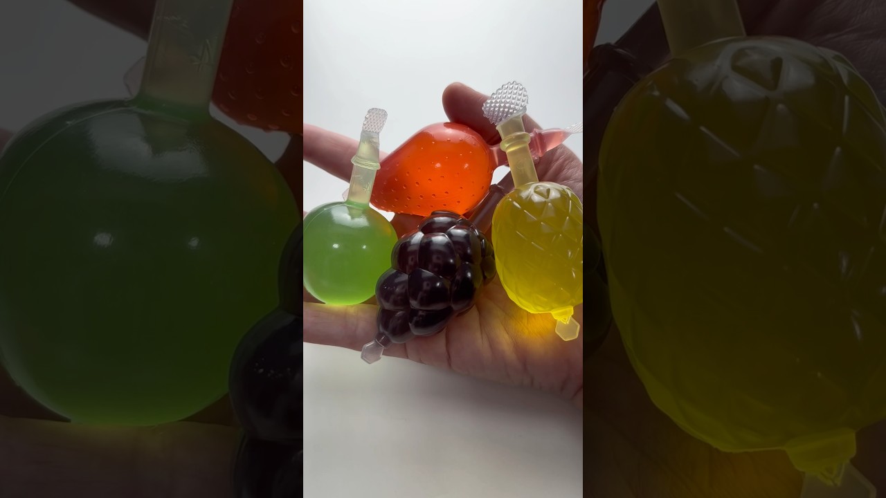 See how I pack fresh fruit for my kid’s school lunch