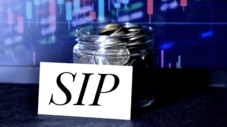 Monthly SIPs: Are we miscalculating our SIP goals, potential inflation ...