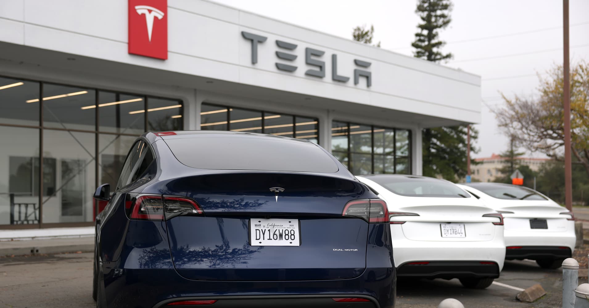 Tesla brand value shed $15 billion in 2024 with aging lineup, Musk at ...