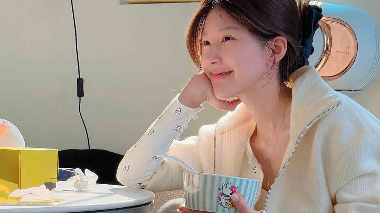 Zhao Lusi Returns to Entertainment Amid Health Concerns and ...