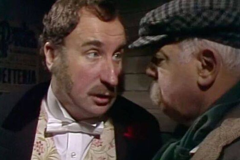 Doctor Who star dies aged 90 as tributes paid to 'wonderful' actor