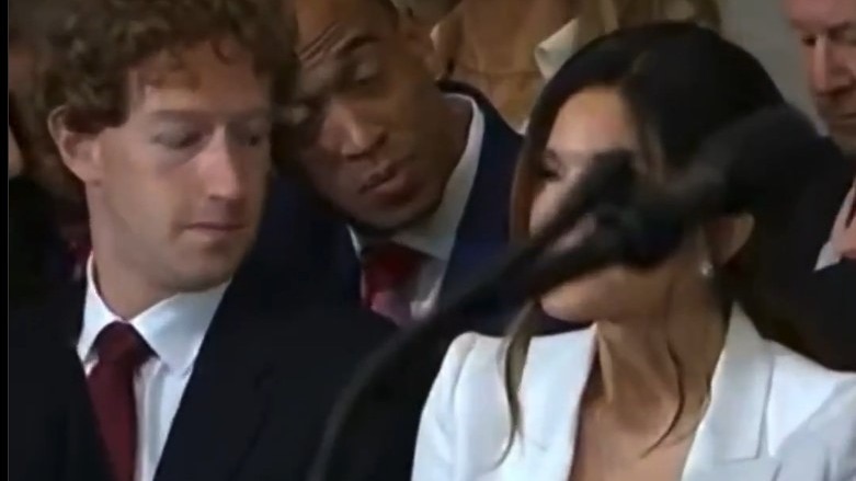 Mark Zuckerberg's glance at Jeff Bezos' fiancée Lauren Sanchez sparks ...