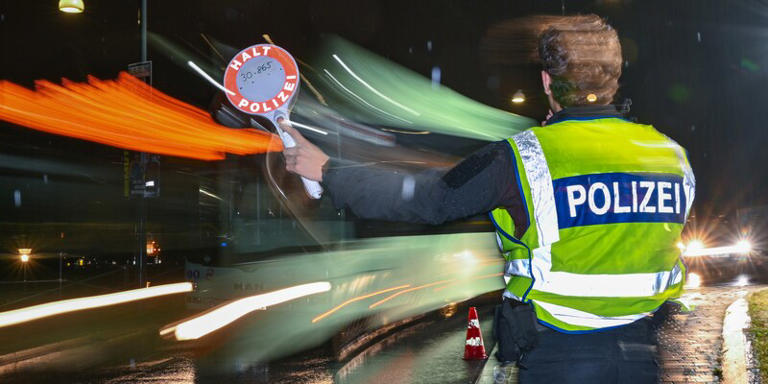 Zurückweisung von Asylbewerbern - Rechtsbruch oder legal? Der große Expertenstreit um den Merz ...