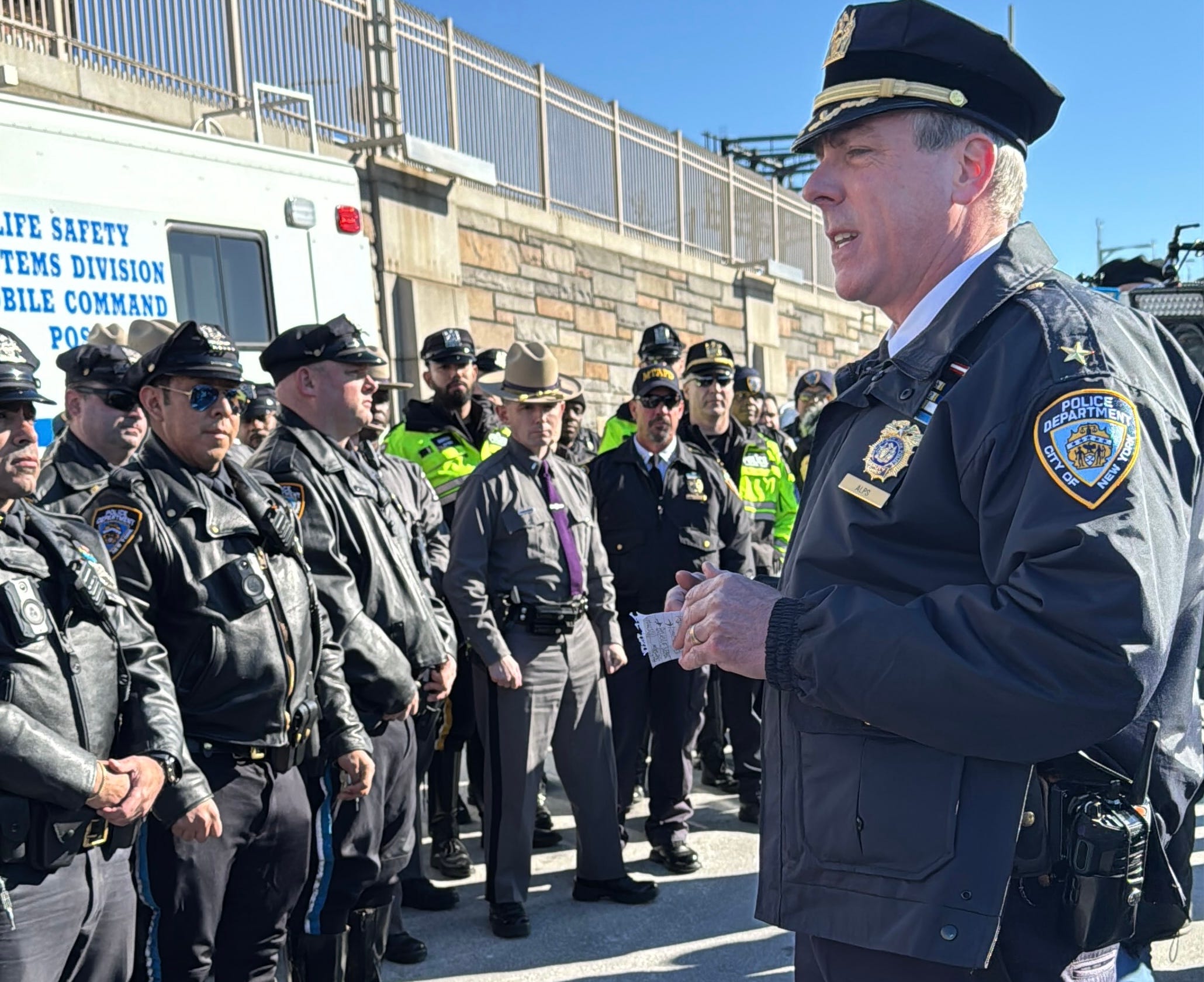 'GHOSTBUSTERS' ON ALERT: Police crack down on drivers with phony 'ghost ...