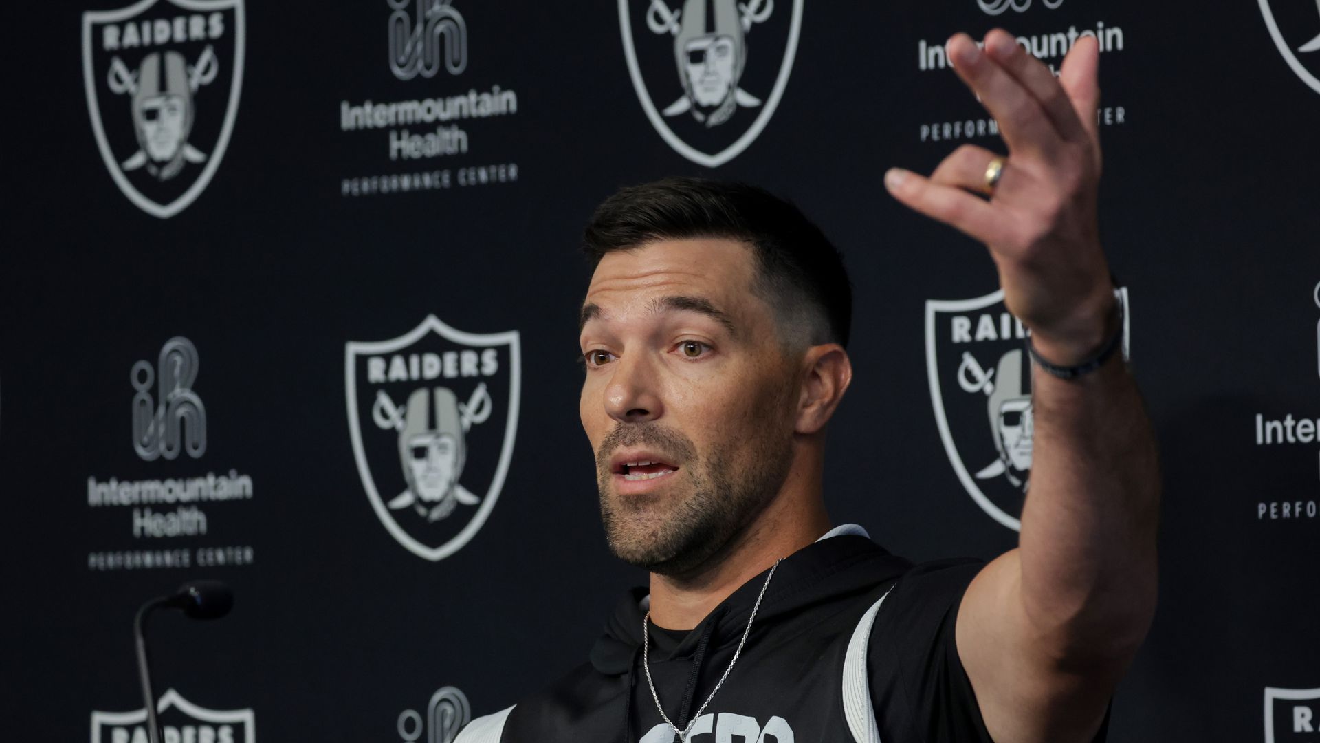 Pete Carroll’s coaching staff: Catching up with Rob Leonard