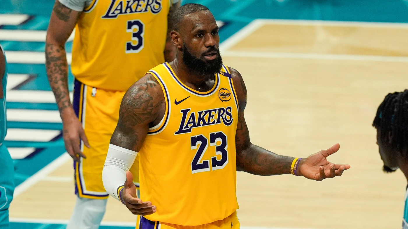 NBA Hater Report: Lakers' LeBron James is a negative player (on paper ...
