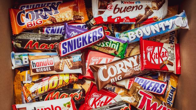 We Re-Ranked Brits' Top 10 Chocolate Bars (Because Sorry, Some Of These ...
