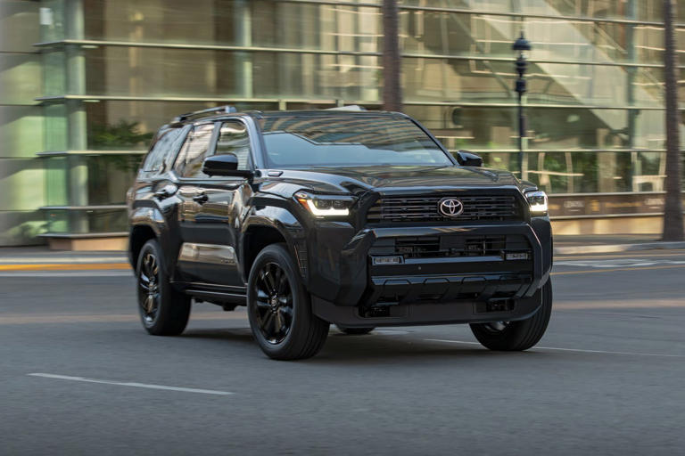 2025 Toyota 4Runner vs. 2025 Toyota Highlander: How They Compare