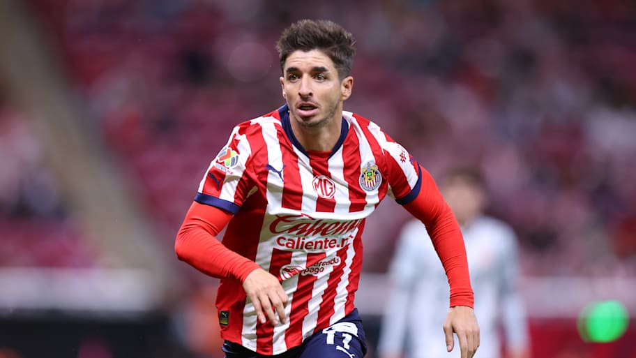 Chivas ha definido el futuro de Isaác Brizuela en el club