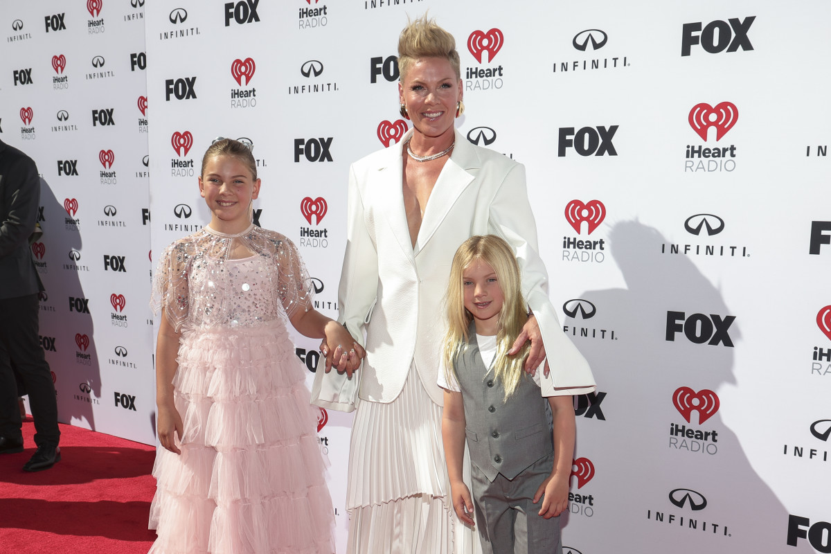 Pink's Son Jameson, 8, Shocks Fans With Dramatic Hair Transformation ...