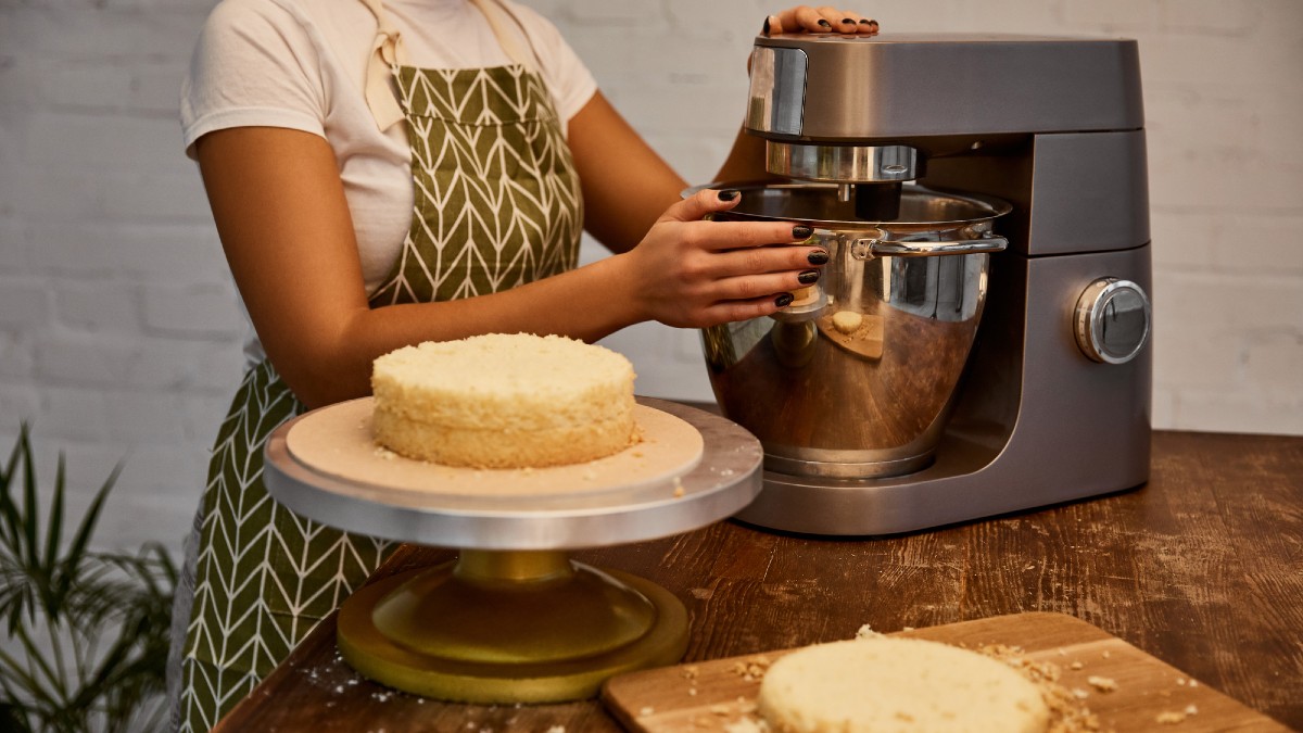 15 Red Flags People Are Falling Into the Lifestyle Creep Trap