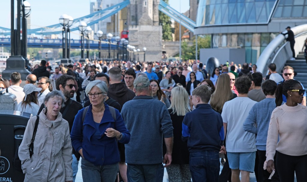 UK population could grow 5,000,000 to 72,500,000 people in just eight years