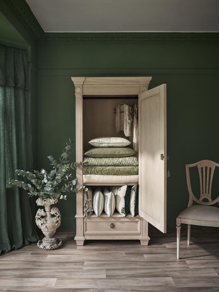 Expert-approved linen cupboard storage ideas