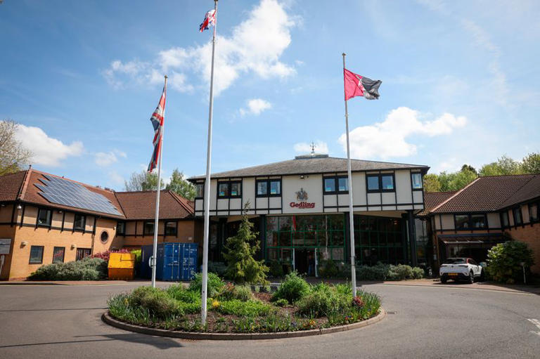 Gedling council backs plan to merge with four districts as bid for ...