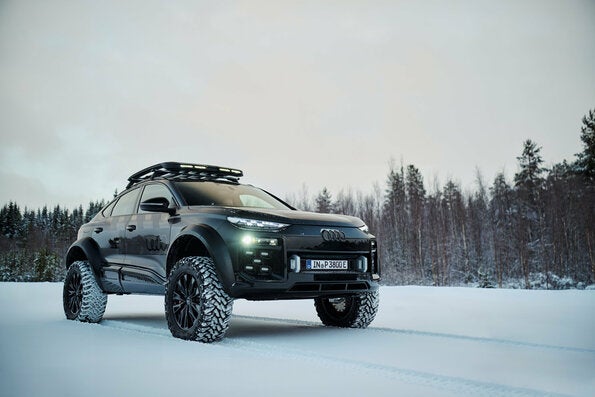 Audi Unveils Q6 e-tron Offroad Concept with Groundbreaking Portal Axles