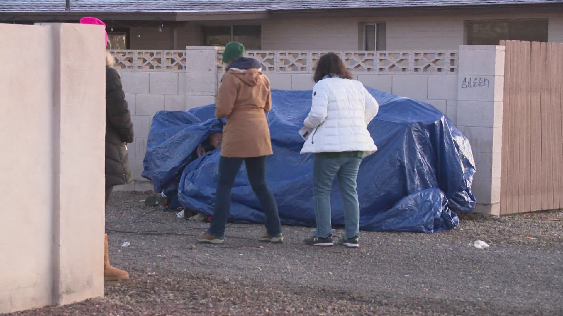 Phoenix volunteers continue count of homeless individuals for annual survey