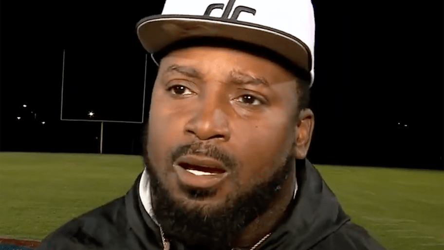 Darryl Overton steps down as Hayfield head coach after one season