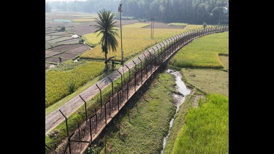 Tripura: Strict BSF vigil along border with Bangladesh after scuffle on ...