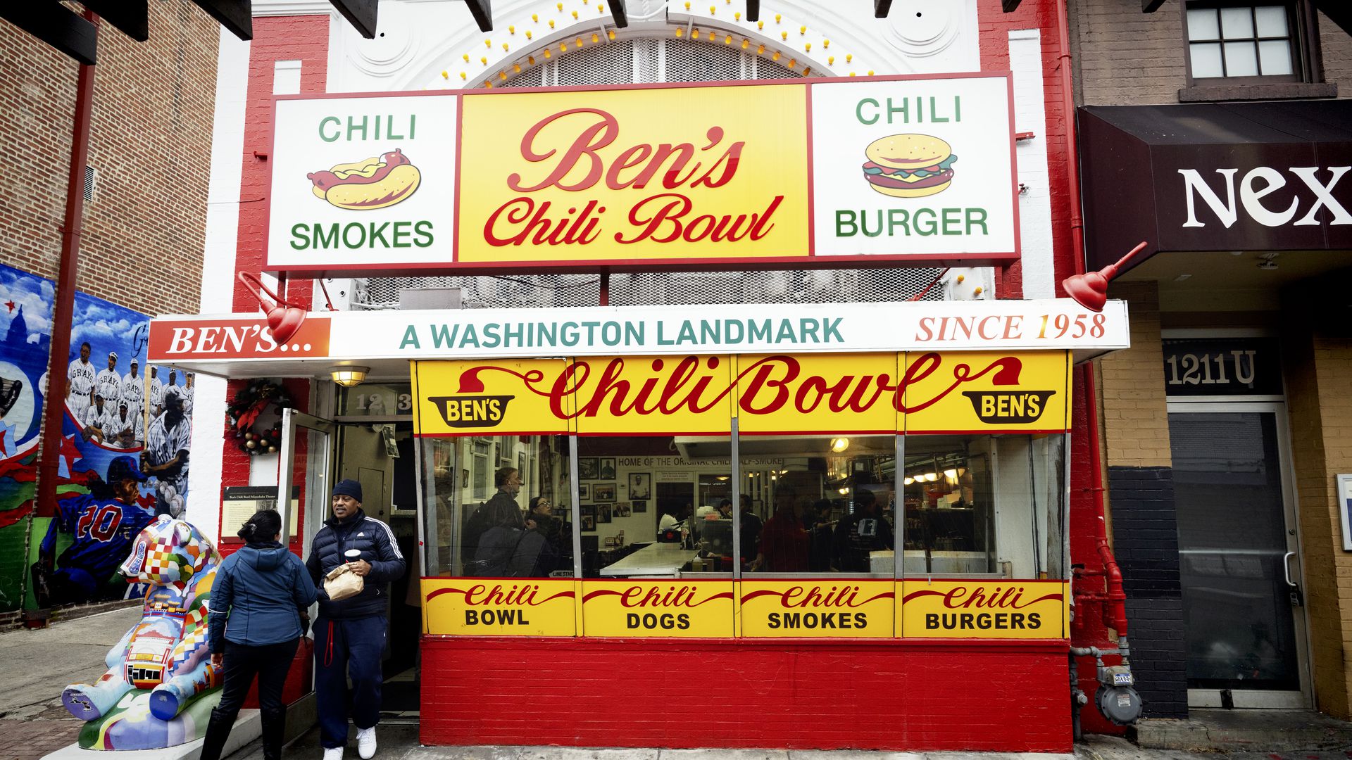 D.C. Institution Ben’s Chili Bowl Is Popping Up in New York