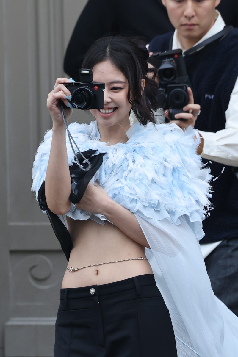 Jennie Pairs a Sheer Blue Bra With a Dramatic Cape for Chanel’s Haute ...