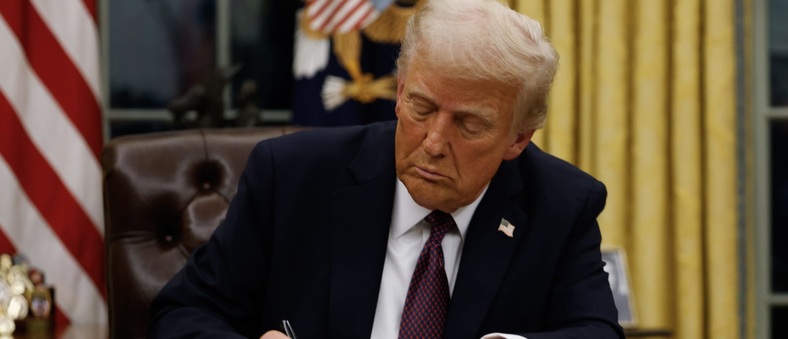 FACT CHECK: Did Trump Sign An Executive Order Stopping All New Funds To ...